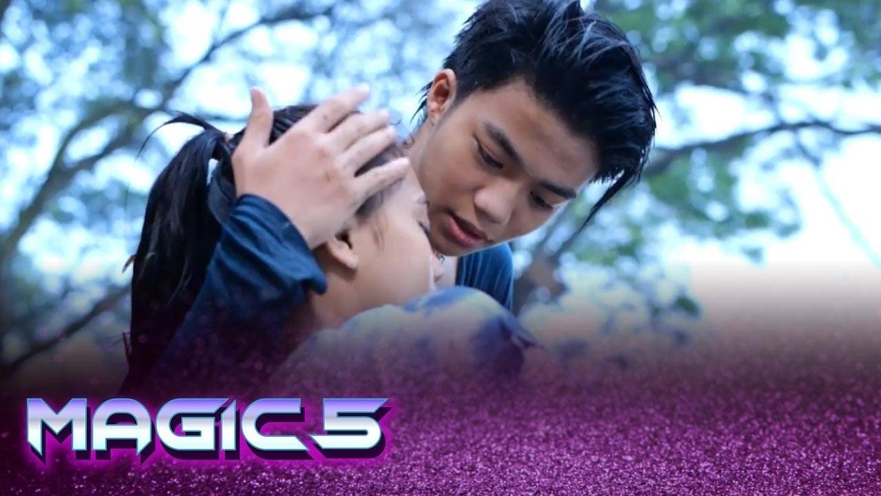 Magic 5 - AAA So Sweet! Gibran Definisi Selalu Ada untuk Adara! | Magic 5 - Episode 72 (2023 ...