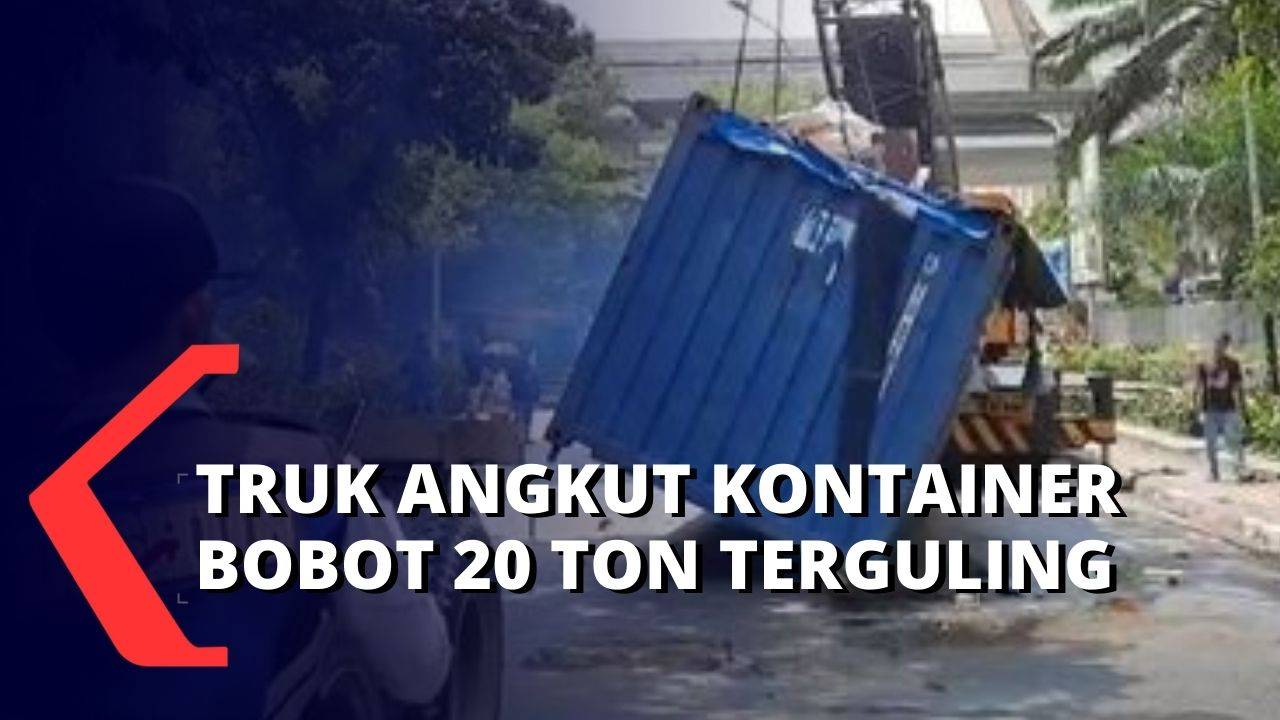 Sopir Diduga Hilang Kendali, Truk Kontainer Muatan 20 Ton Mesin ...