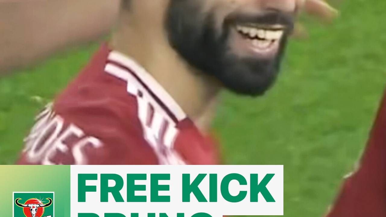 BRUNO FERNANDES' FREE KICK - Shorts