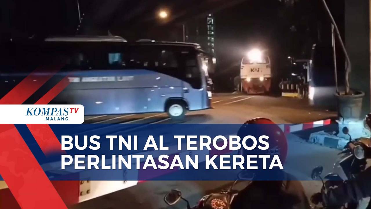 Viral 2 Bus TNI AL Terobos Perlintasan Kereta di Kota Malang - Kompas ...
