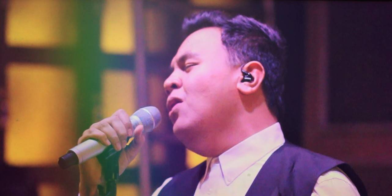 Tulus Live Performance (Episode Lengkap & Terbaru) | Vidio