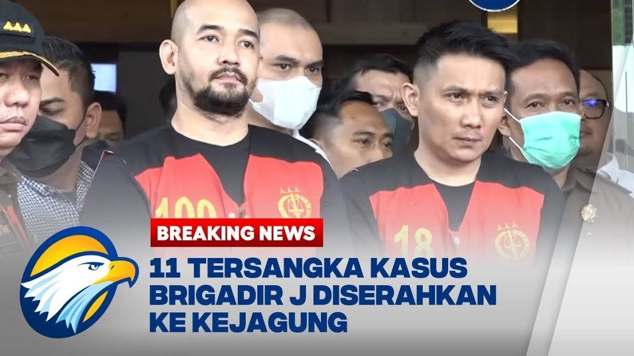 11 Tersangka Kasus Brigadir J Diserahkan ke Kejagung - METRO TV | Vidio