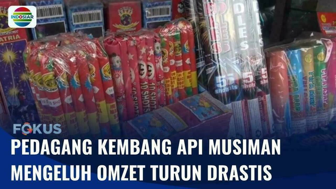 Pedagang Kembang Api Musiman di Tanah Abang Mengeluh Omzet Tahun Ini ...