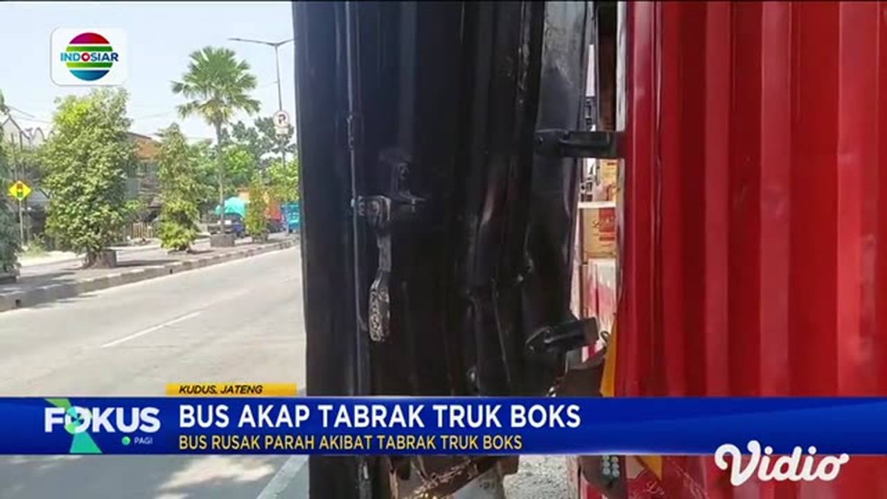 Bus AKAP Tabrak Truk Boks di Kudus - Indosiar Regional