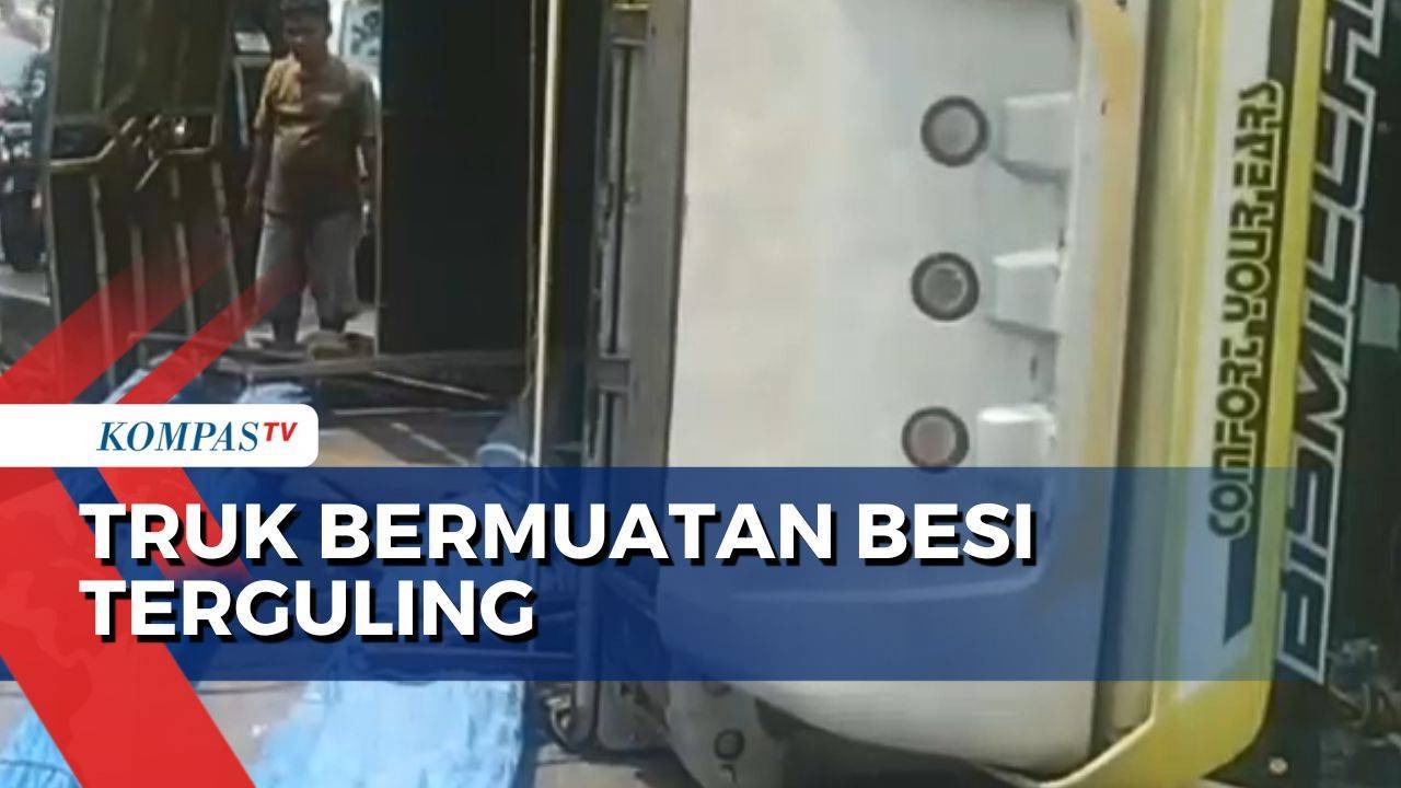 Jalan Tak Rata, Truk Bermuatan Besi Terguling di Tanjung Priok - Kompas ...