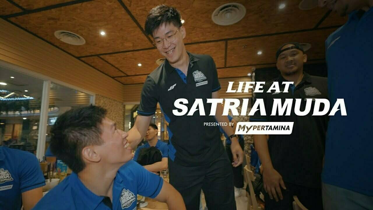 LIFE AT SATRIA MUDA | HELLO, GOODBYE GOOD BOY | Vidio