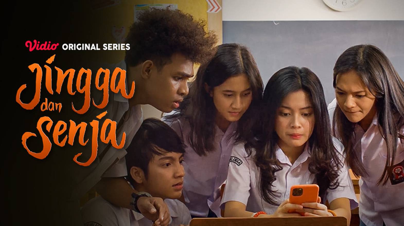 Jingga dan Senja - Ep 08 - Senja Berwarna Jingga (2022) | Vidio