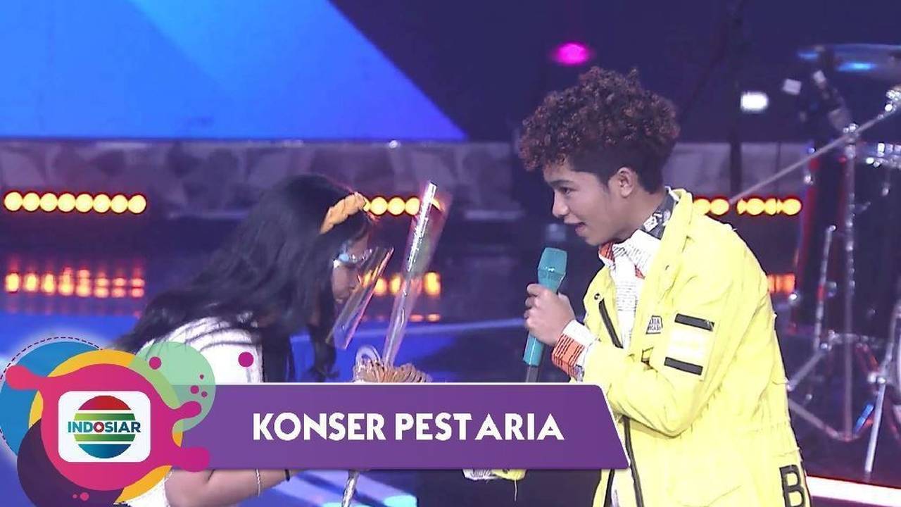 Semua Histeris!! Betrand Peto Beri Kado dan Ajak Bertha-BXB Pose ...