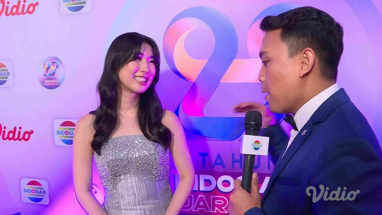 Woww Cantik Banget Christie! Dengan Baju Blink - Blink di Konser Raya ...