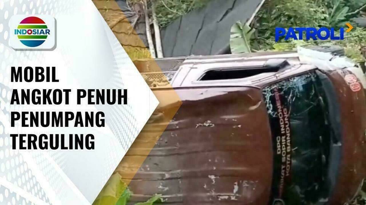 Mobil Angkot Penuh Penumpang Terguling di Bandung Barat | Patroli ...