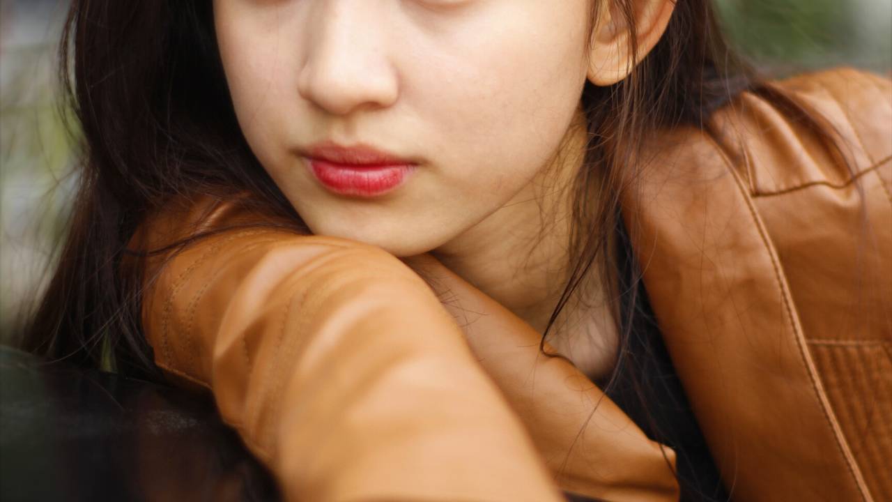 Edelweiss (Edel) Aktris - Model - Shorts | Vidio