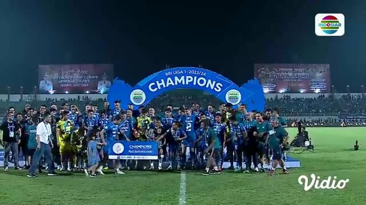 The Champion! Selamat Persib Bandung Keluar sebagai Juara ...