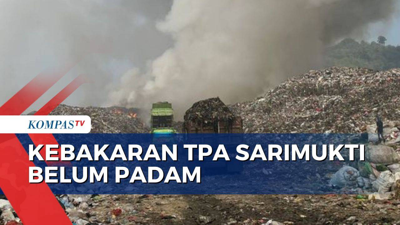 Titik Api Masih Terlihat di TPA Sarimukti, Petugas Suntikan Air ke ...