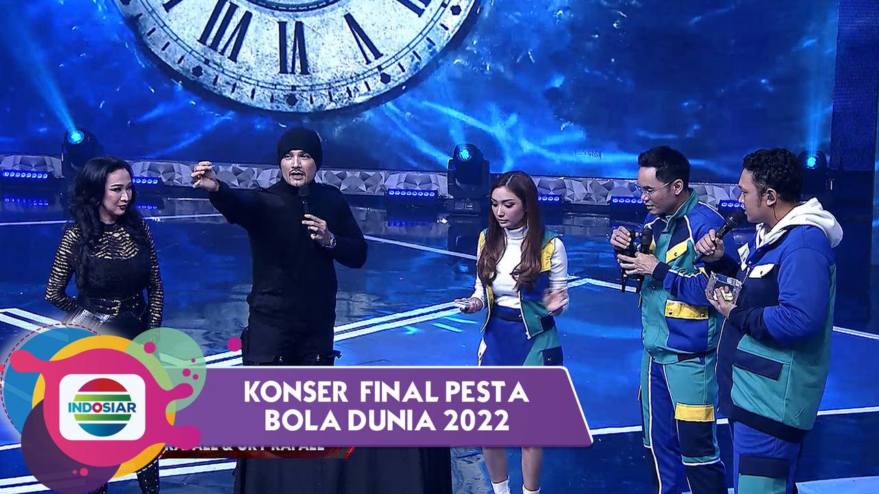 Romy Rafael dan Ury Rafael Mainkan Intuisi | Konser Final Pesta Bola ...