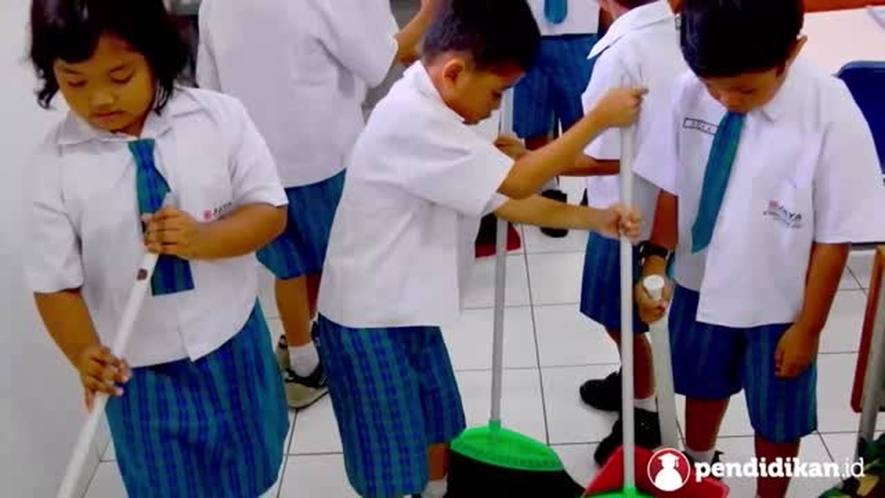 Pendidikan Kebersihan Lingkungan untuk Anak-anak