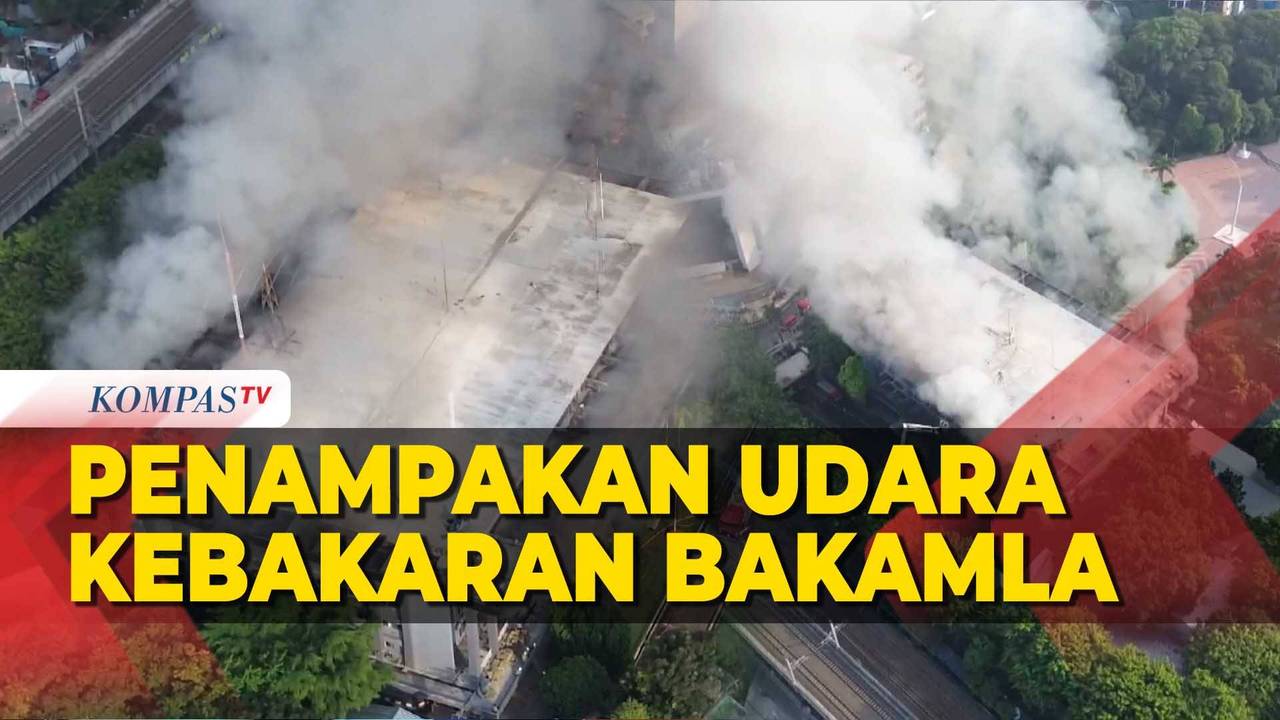 Beginilah Penampakan Udara Kebakaran di Gedung Bakamla Jakarta Pusat - Kompas TV | Vidio