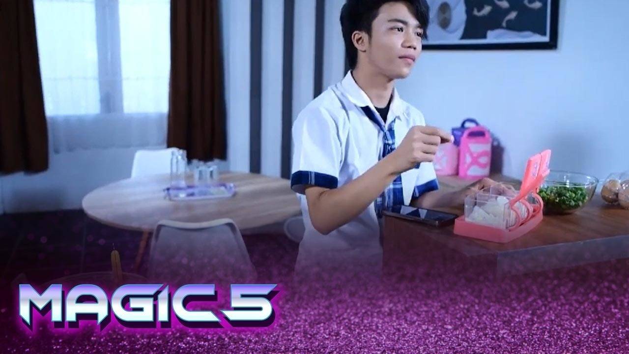 [Gratis] Magic 5 - Cie Romantisnya! Gibran Masak Bubur untuk Adara ...
