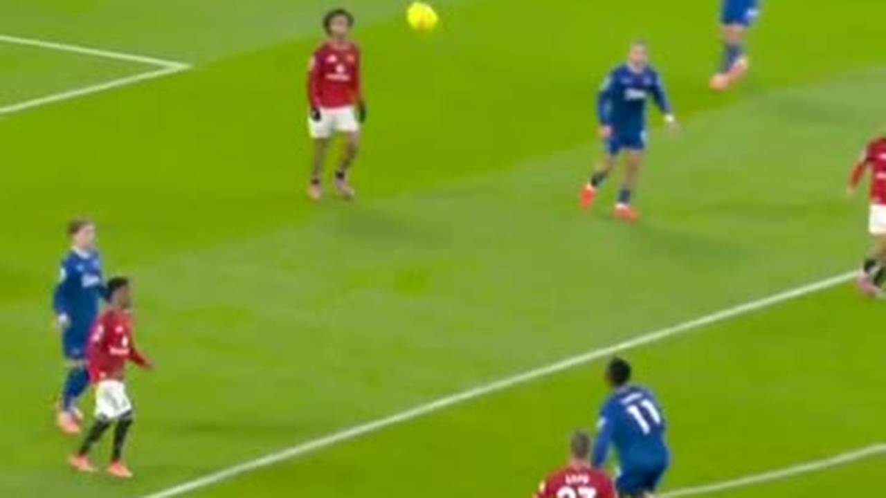 Peluang Bruno Fernandes, MUN vs EVE | Premier League 2025/26 | English ...