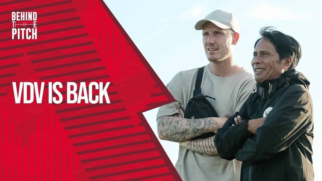 NICK VAN DER VELDEN Hadir Di Bali United Training Center | Behind The Pitch
