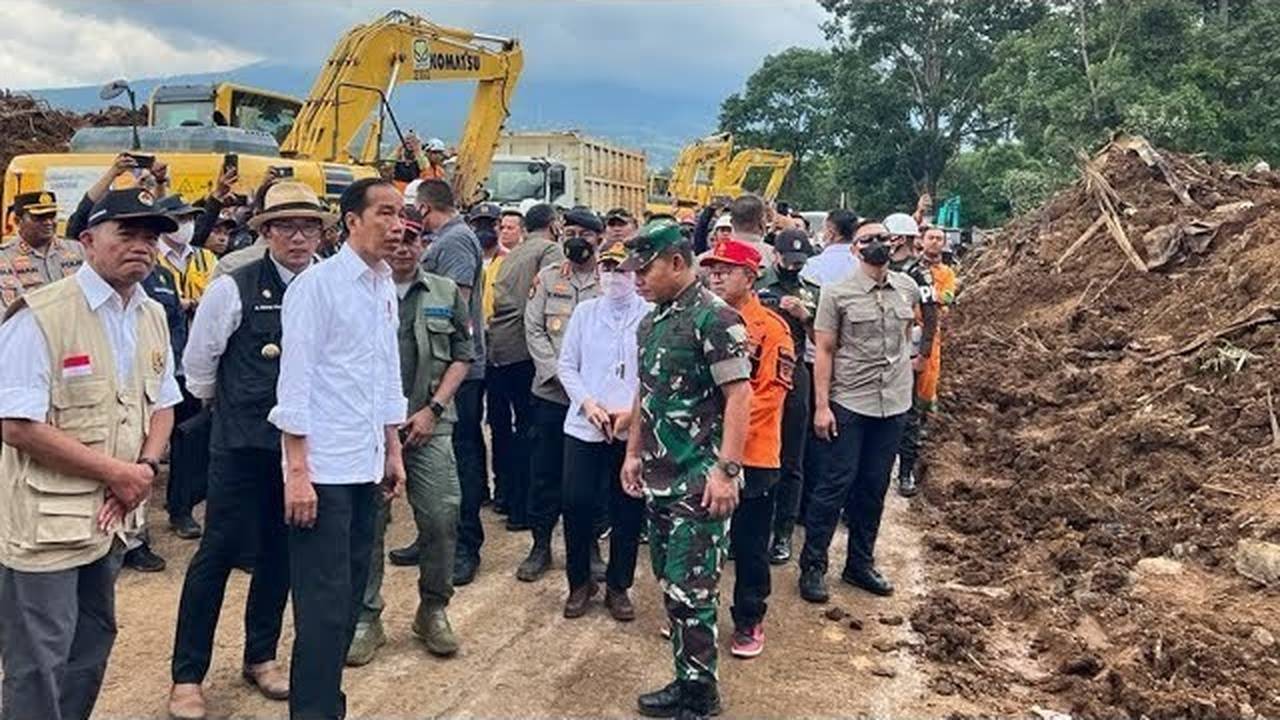 Keterangan Pers Presiden Jokowi usai Tinjau Lokasi Terdampak Gempa Bumi ...