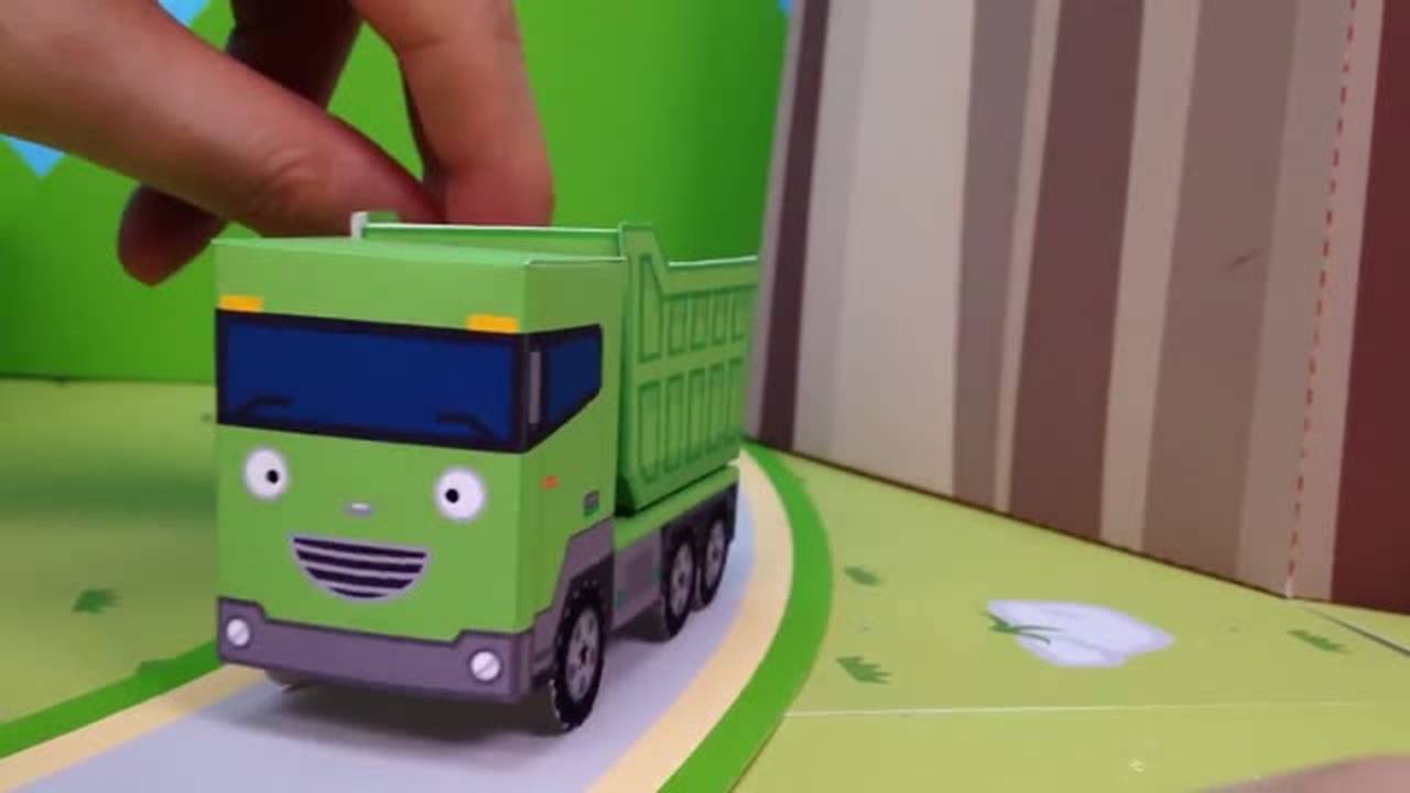 Tayo's Paper Toy Songs - Ep 01 - The Strong Heavy Vehicles (2022) | Vidio