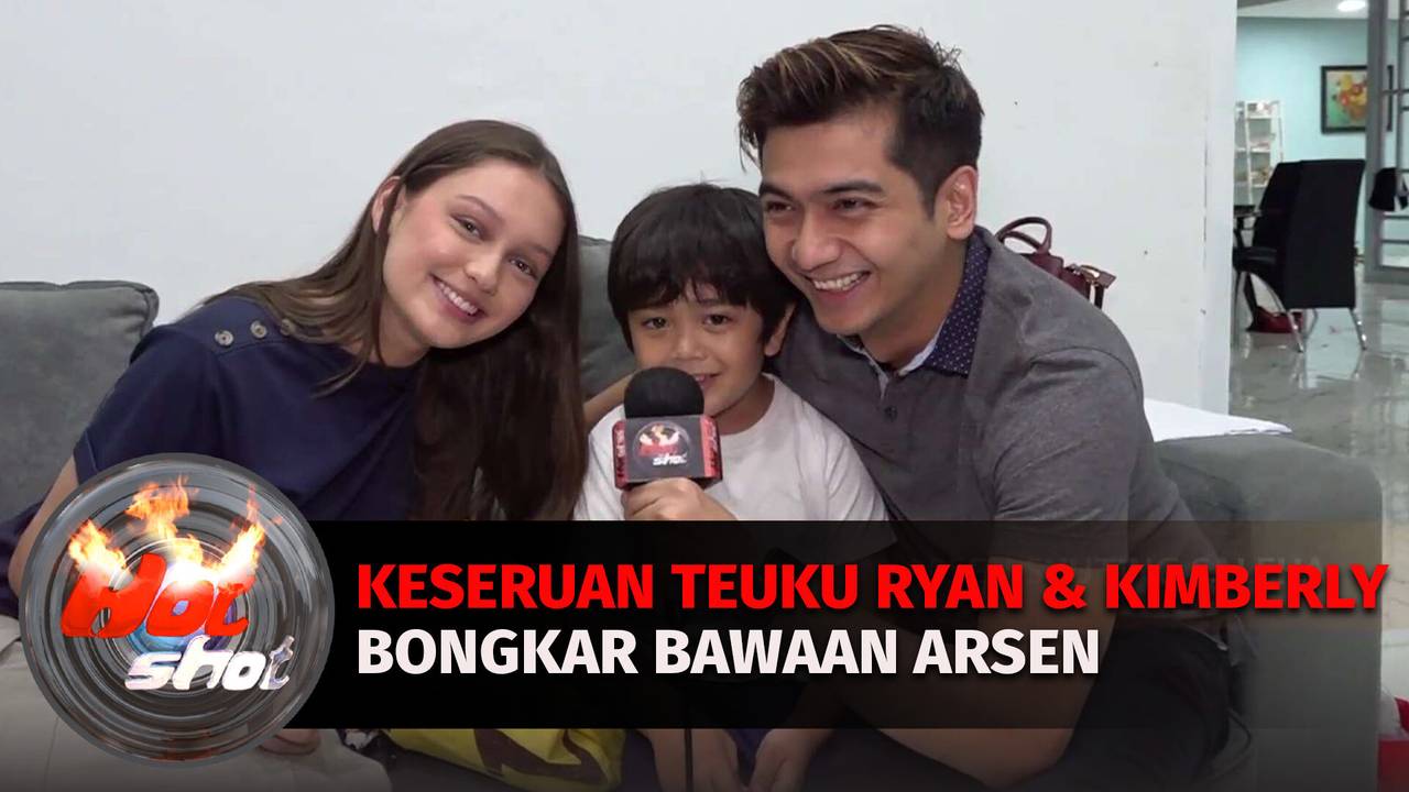 Teuku Ryan dan Kimberly Angela Ngasuh Anak di Lokasi Syuting Saleha | Hot Shot