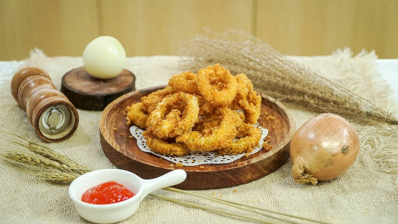 Cara Lengkap Bikin Onion Rings yang Renyah dan Enggak Keras - Kompascom