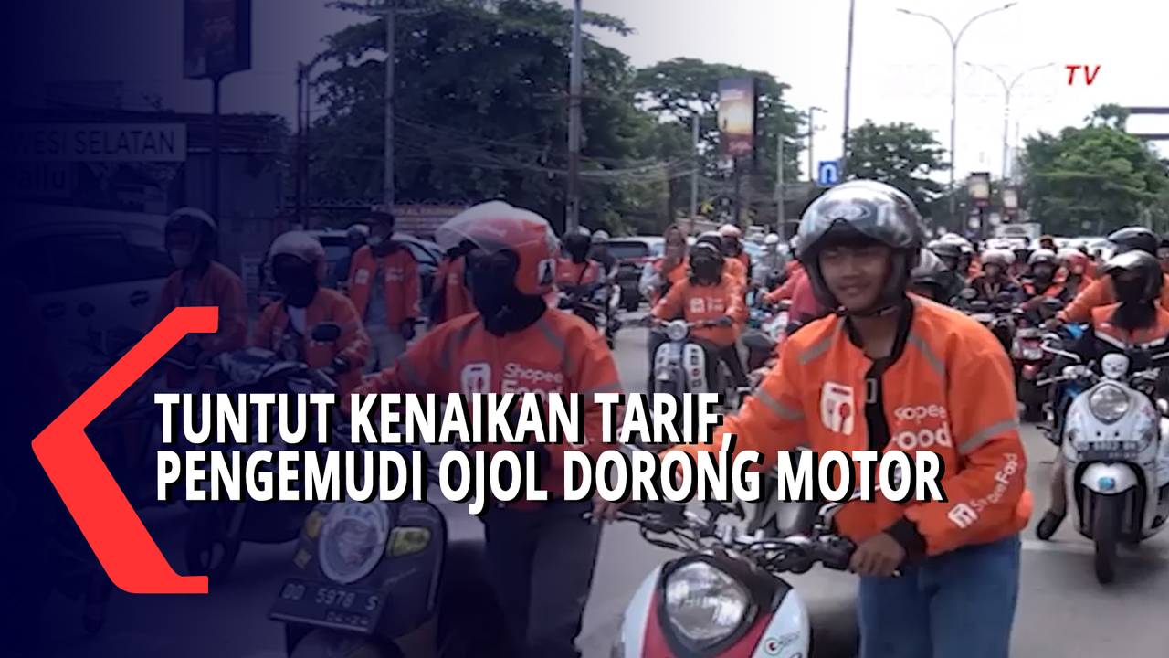 Tuntut kenaikan tarif, pengemudi ojol dorong motor - Kompas TV | Vidio