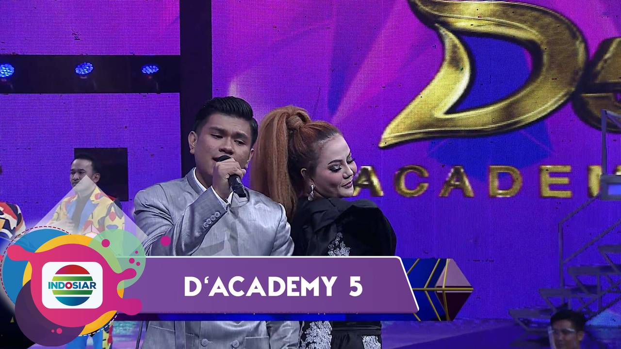 Gemes!! Teh Nita Jadi Model Lagu Isman!! Jangan Grogi Ya!! | D'Academy 5 | Vidio