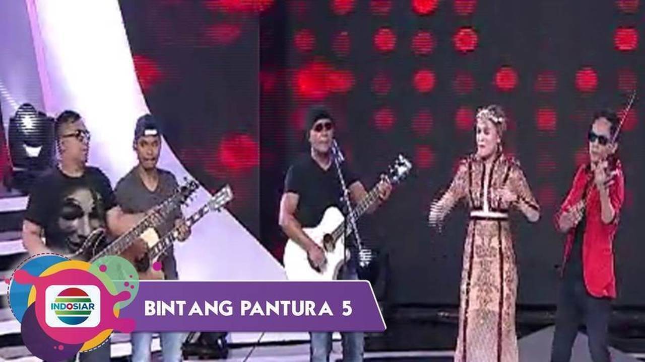 KEREN! Ternyata Jamila Multi talenta, Beraksi Bersama Grup Bandnya ...