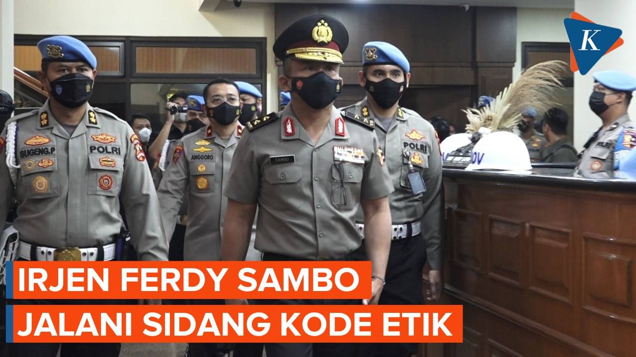Irjen Ferdy Sambo Jalani Sidang Kode Etik di Gedung TNCC Polri ...