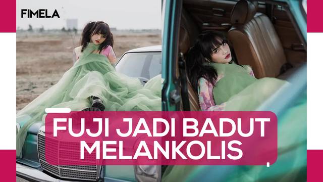 Fuji An Tampil Mempesona Jadi Badut Melankolis di Pemotretan Terbarunya | Enamplus