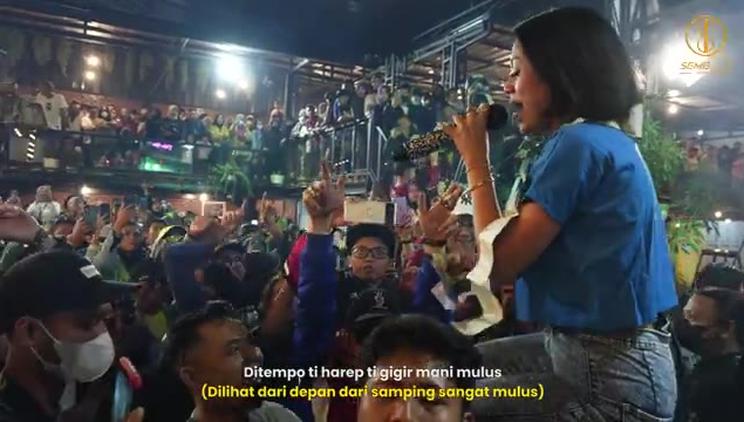 Nonton Video Ade Astrid Angkringan Teh Ita Terbaru | Vidio