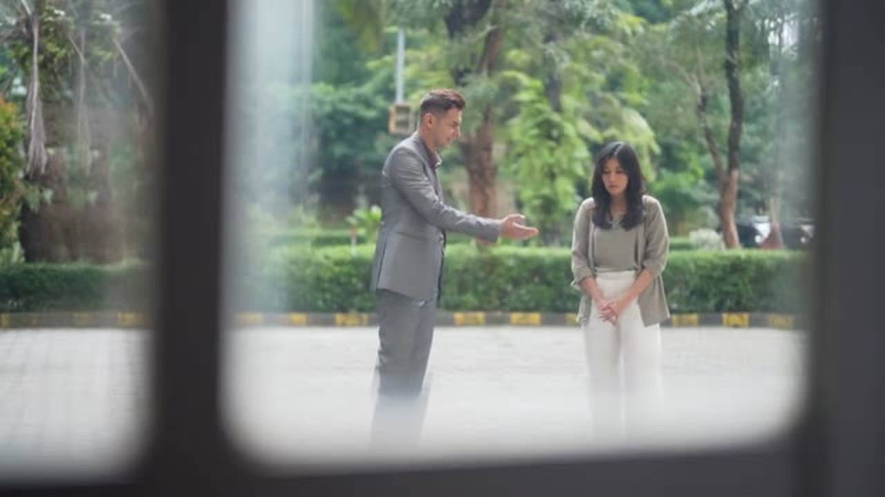 [Gratis] Tertawan Hati - Tertawan Hati: Alya Minta Eric Pura-Pura Jadi ...