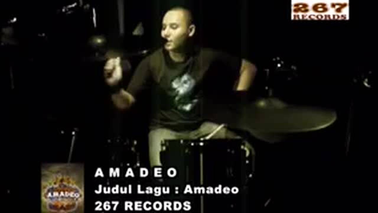 Amadeo - Amadeo (Official Music Video)