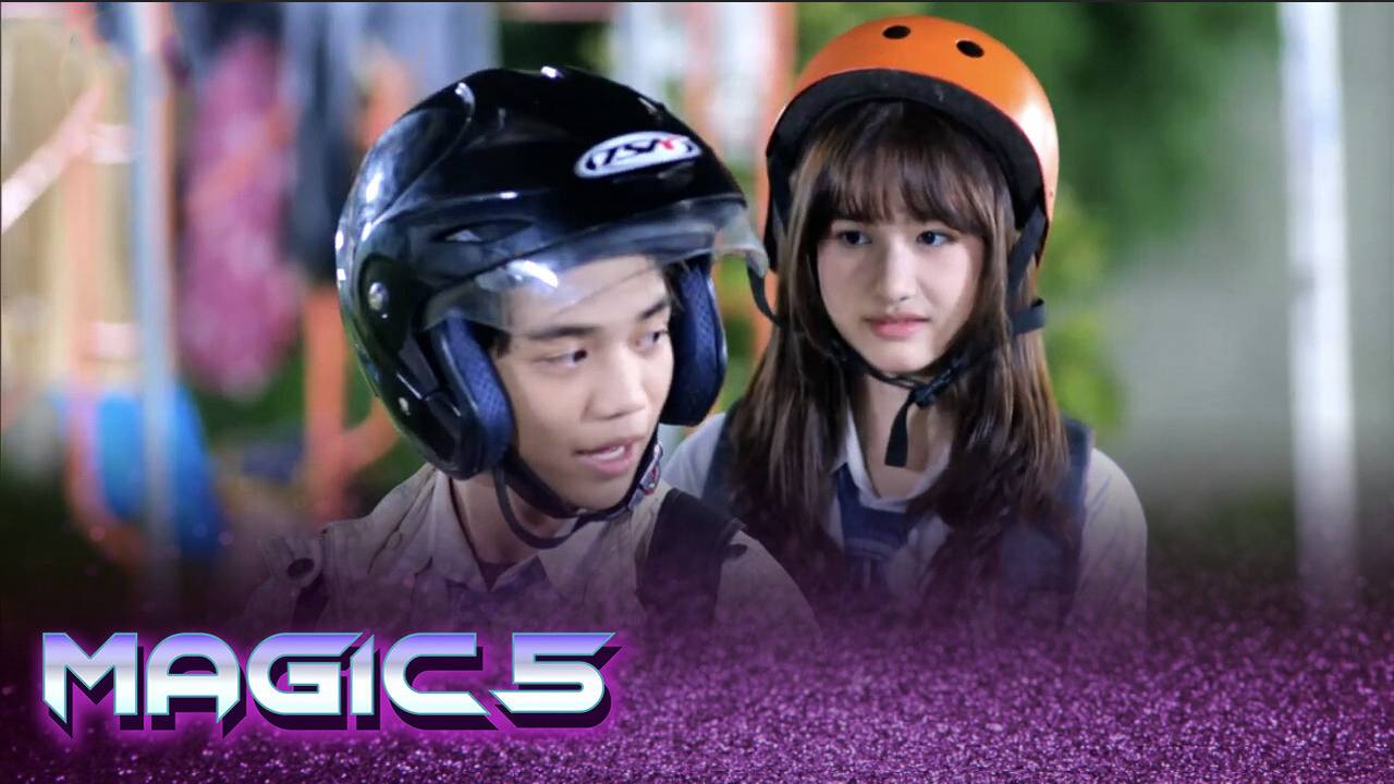 Ada Apa Nih? Kok Gibran Boncengin Pipit ke Sekolah? | Magic 5 - Episode ...