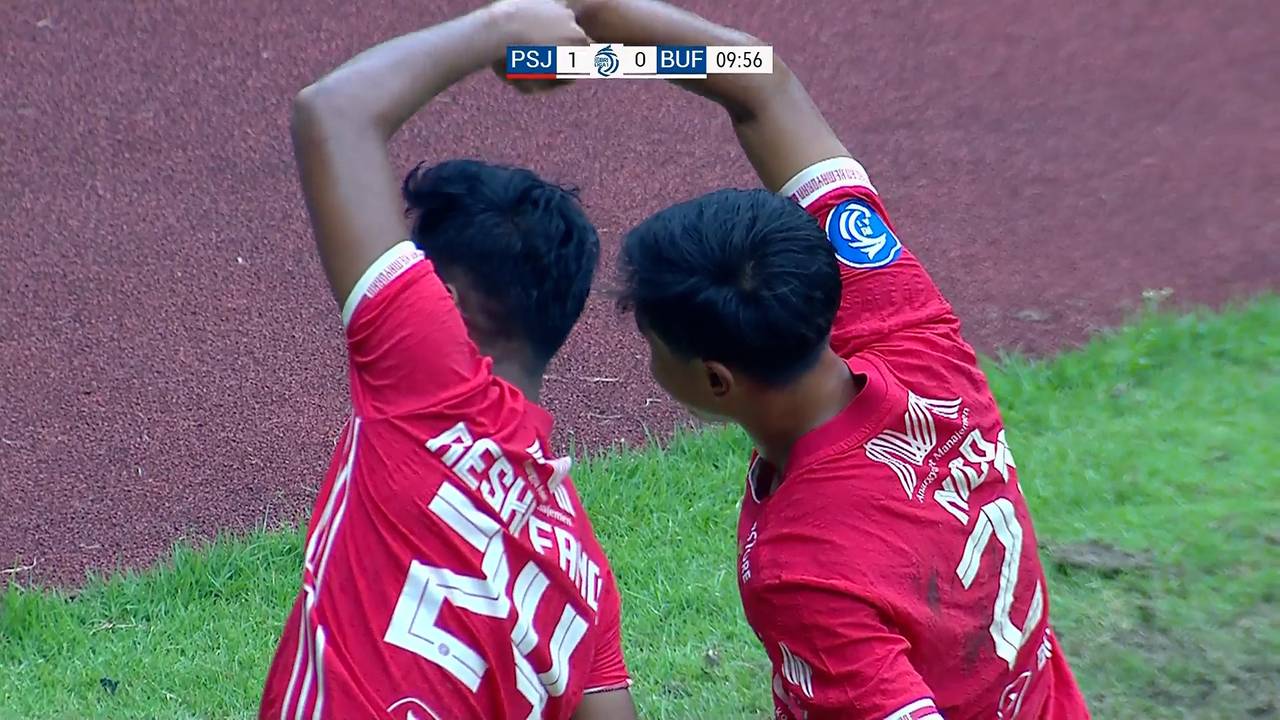 Gollllll! Resky Fandi (Persija Jakarta) Berhasil Membobol Gawang Bali ...