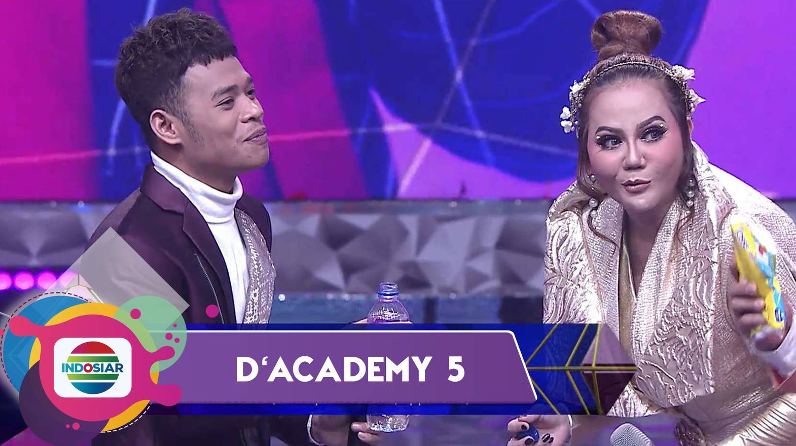 Ramzi Paling Jahil!! Teh Nita Mau Kasih Sesuatu Buat Mardon.. Bukan Yang Itu Abi Ramzii!! | D ...