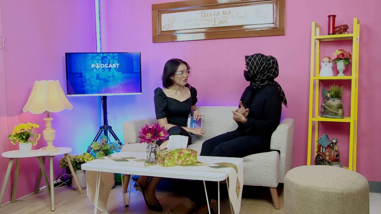 Aku Harus Bersabar Menghadapi Suamiku | Vidio