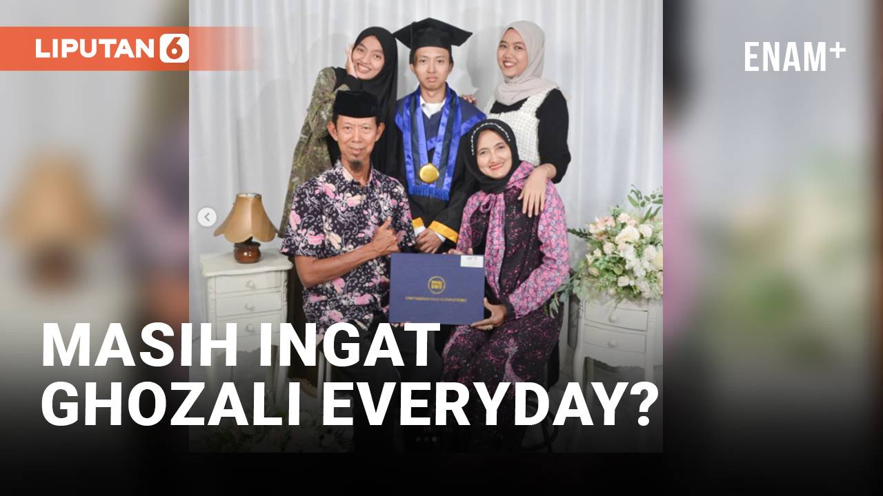Ghozali Everyday Wisuda, Potretnya Kini Tarik Perhatian - liputan6.com ...