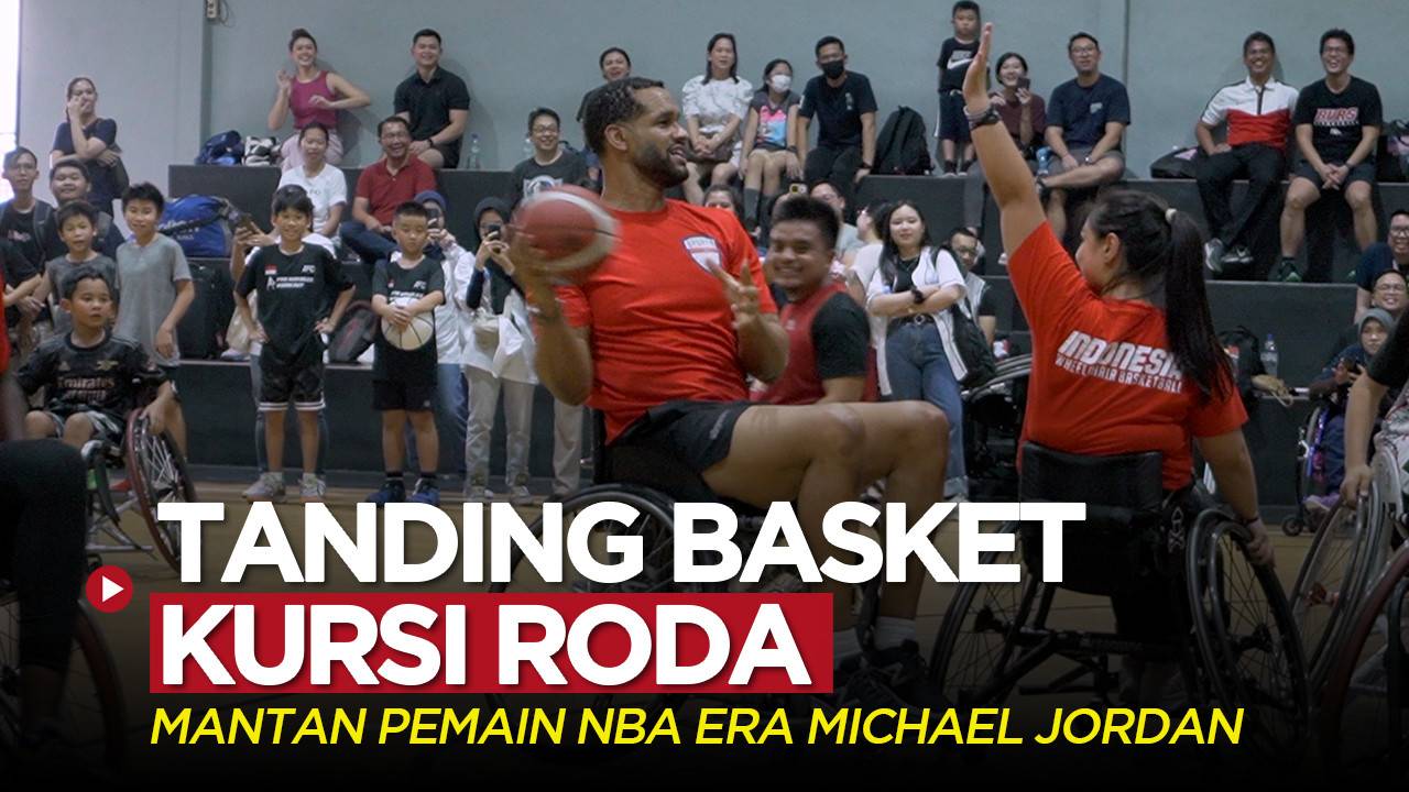 Menarik! Mantan Pemain NBA Era Michael Jordan Bertanding Bola Basket ...