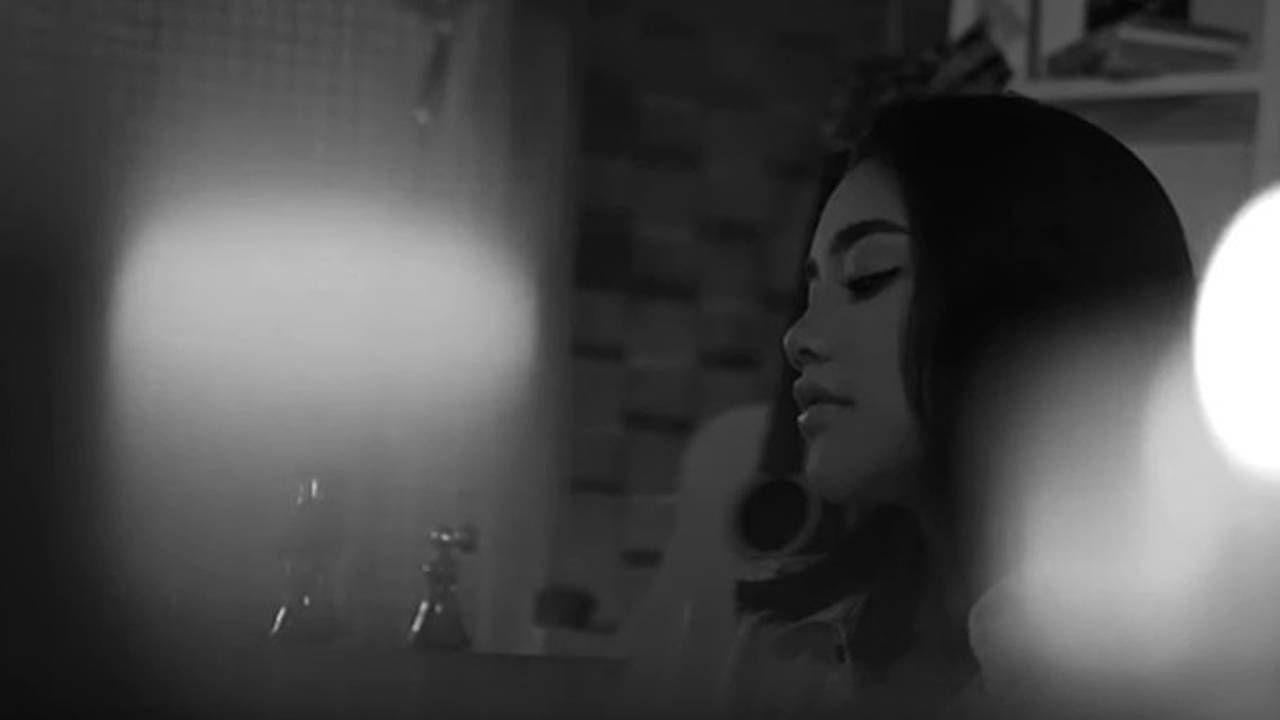 Baila Fauri - Eye 2 Eye (Official Music Video) | Vidio