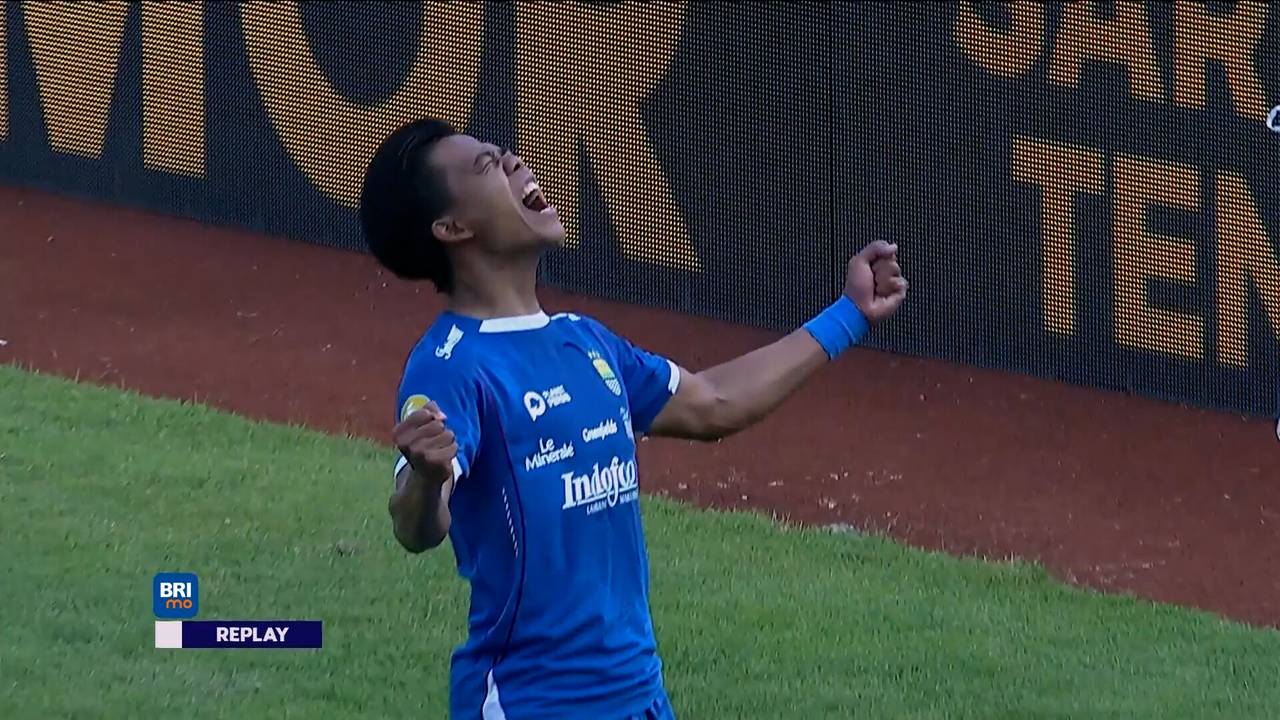 GOOLLL!!! Edo Febriansyah (Persib) Tendangan Rokett Buka Keunggulan ...