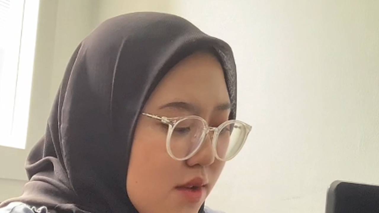 NOTED KAK! Mau Resign Tapi Udah Deket Nataru - Shorts