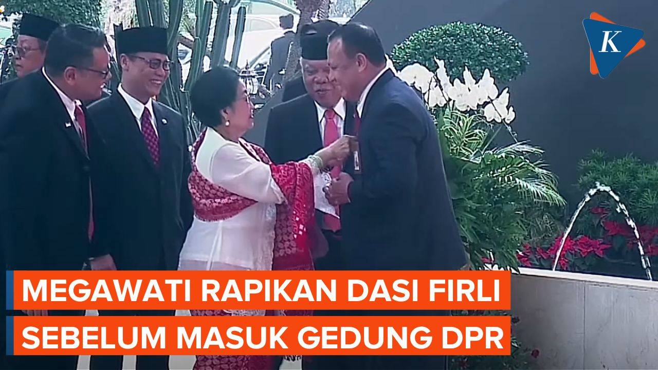 Momen Megawati Rapikan Dasi Firli di Gedung DPR - Kompascom | Vidio
