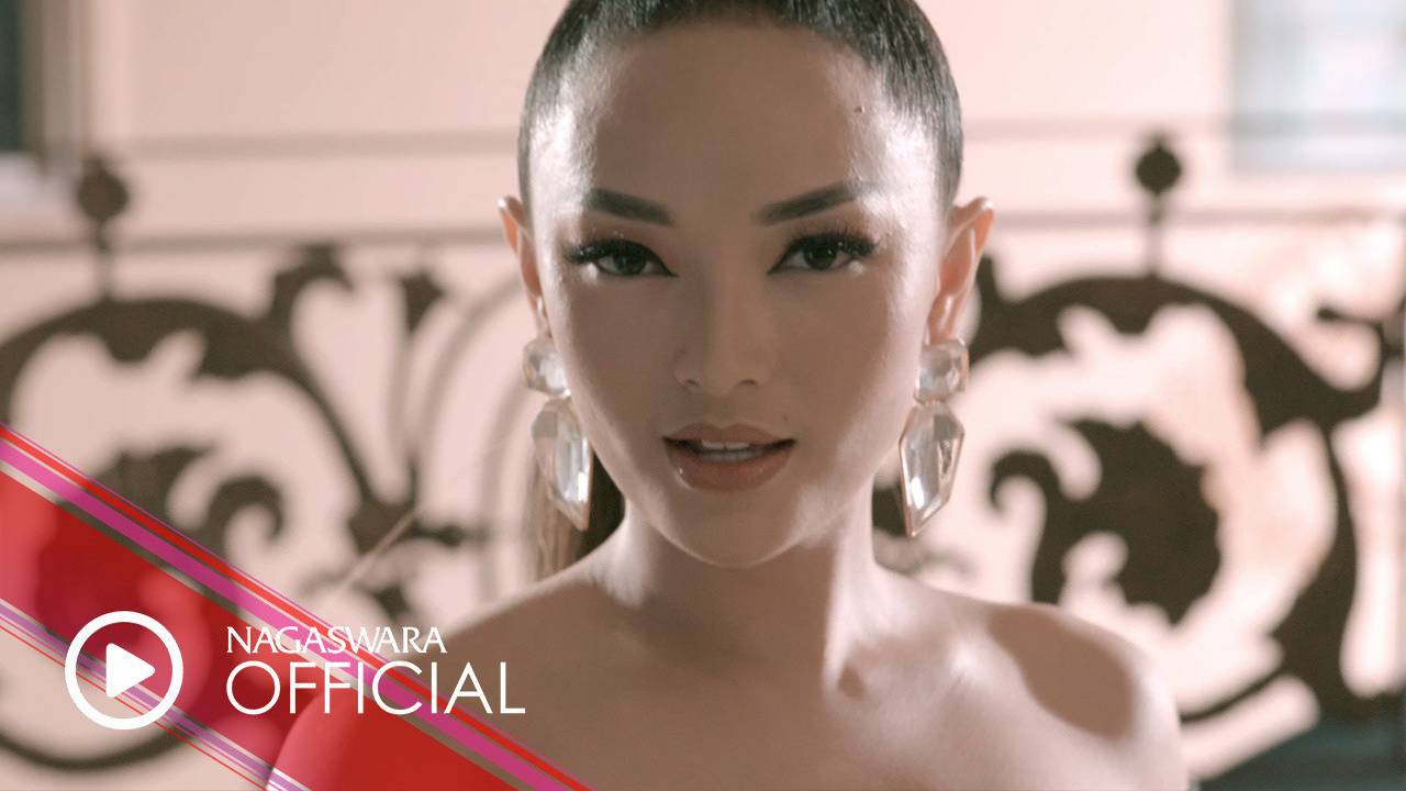 Zaskia Gotik - Paijo feat. RPH & Donall (Official Music Video NAGASWARA) #music | Vidio