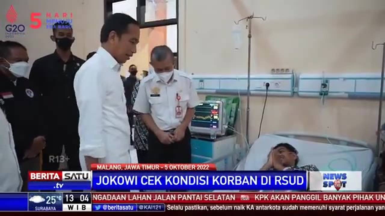 Momen Jokowi Kunjungi Korban Tragedi Kanjuruhan di RSUD Saiful Anwar ...