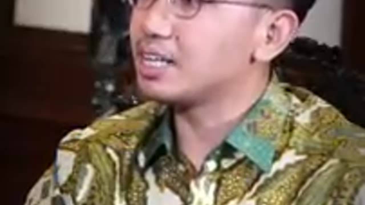 Gusti Bhre Tidak Menyesal Kuliah, Tetap Meneruskan Mandat Sebagai Mangkunegara X - Kompascom | Vidio