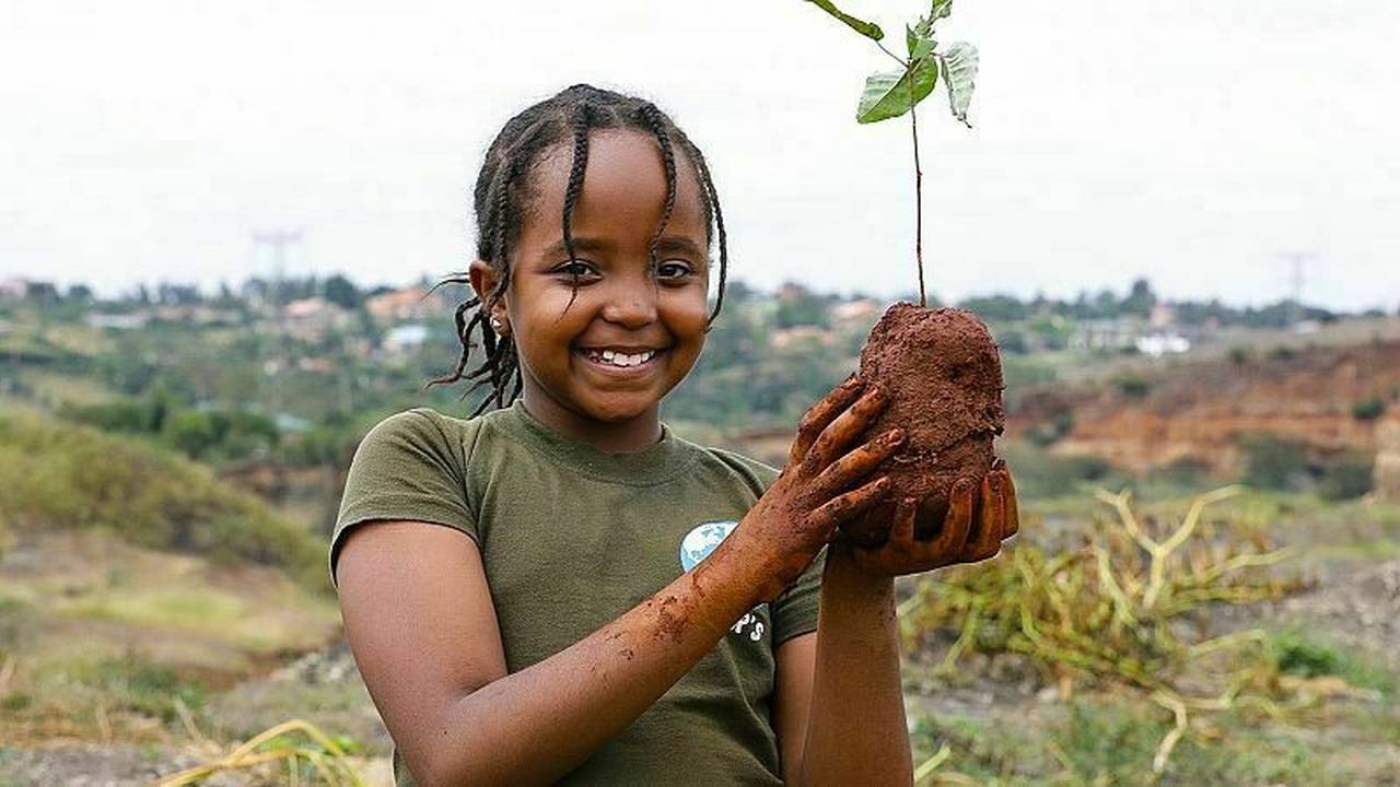 WATCH: The Kenyan tween take on climate change | Vidio
