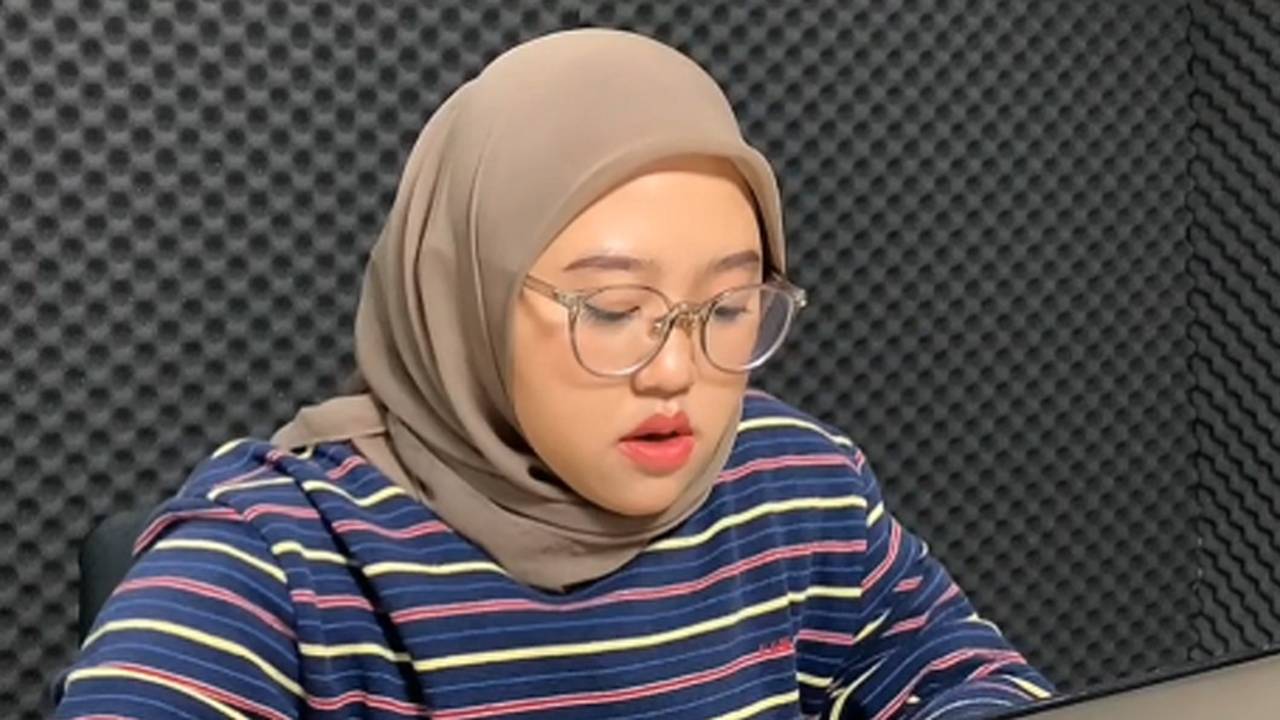 NOTED KAK! Emang Boleh Kerja Se-Capek Itu? - Shorts